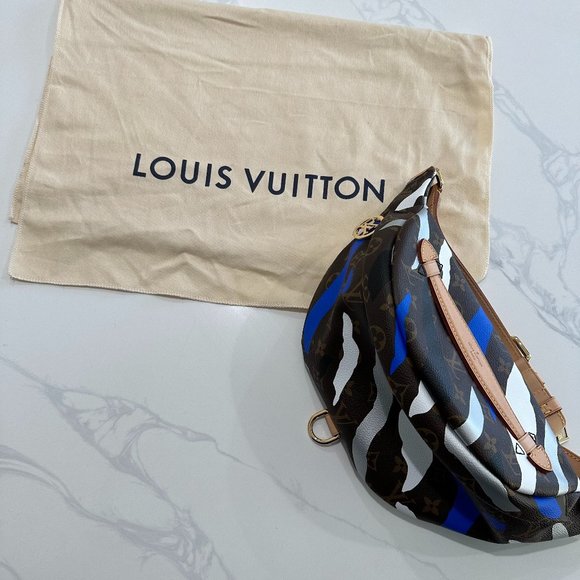 Louis Vuitton | Bags | Louis Vuitton League Of Legends Bum Bag Fanny ...